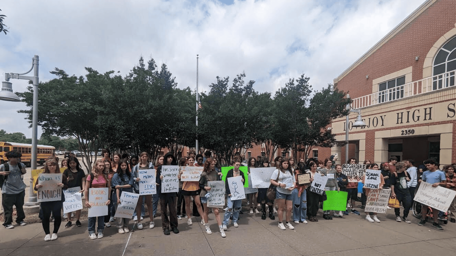 Texas Students Demand Action Organized More Than Thirty Walkouts At ...